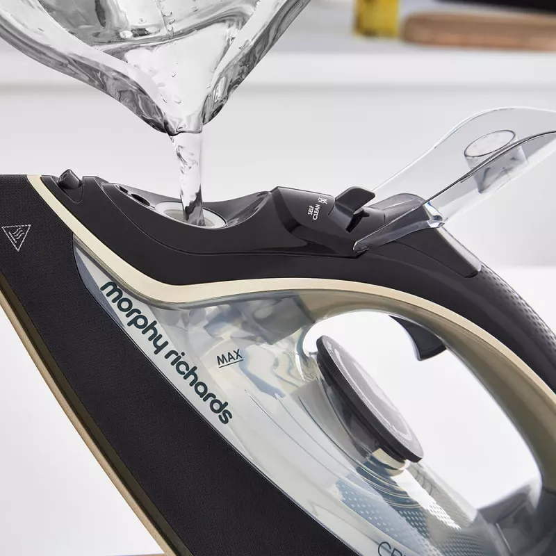 MORPHY RICHARDS Iron Crystal Clear Automatische Abschaltung